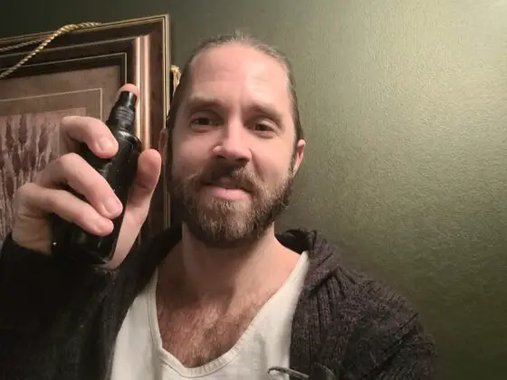 This is Why People Are Putting ACV in A Spray Bottle And Spraying On ...