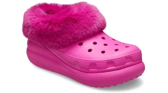 Crocs Shoes Harm Your Posture in This Way And Can Cause Ongoing Pain ...